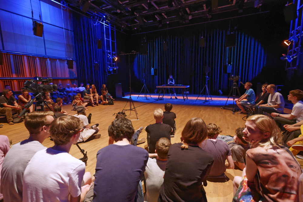 GLOBALE: sonic experiments | ZKM