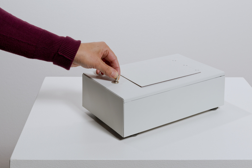 The Ultimate Machine aka Shannon’s Hand | ZKM